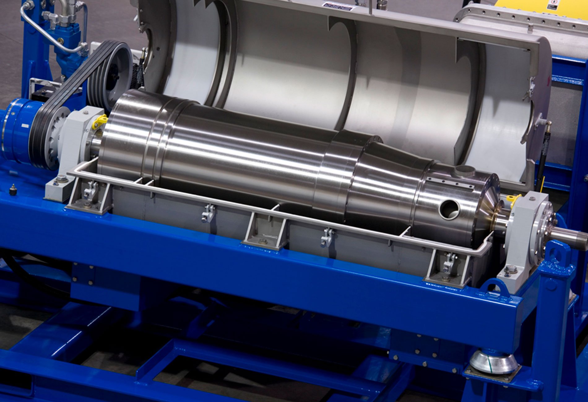 Decanter Centrifuge Features + Benefits: 9 Reasons To Choose Centrisys