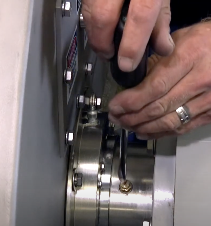 How to Grease the Internal Bearings on a Decanter Centrifuge